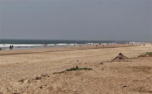 Guhagar Beach tour with Antilog Vacations at Ratnagiri Western India